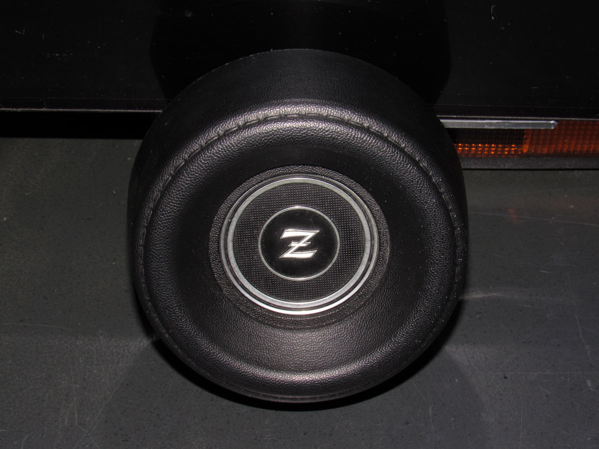 77 78 Datsun 280z OEM Steering Wheel Horn Z Center Pad – Autopart3
