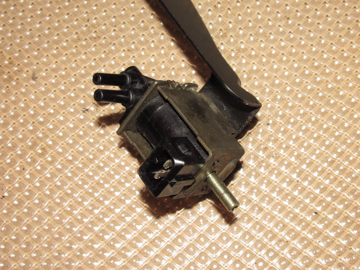 1990-1996 Nissan 300zx Twin Turbo OEM VSV Vacuum Valve – Autopart3