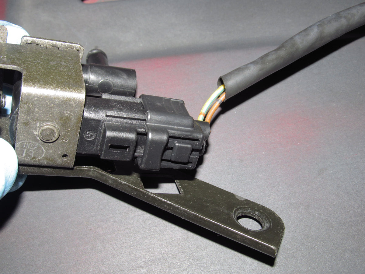 91 92 93 94 95 Toyota MR2 5SFE OEM VSV Vacuum Solenoid Valve Switch Pi ...