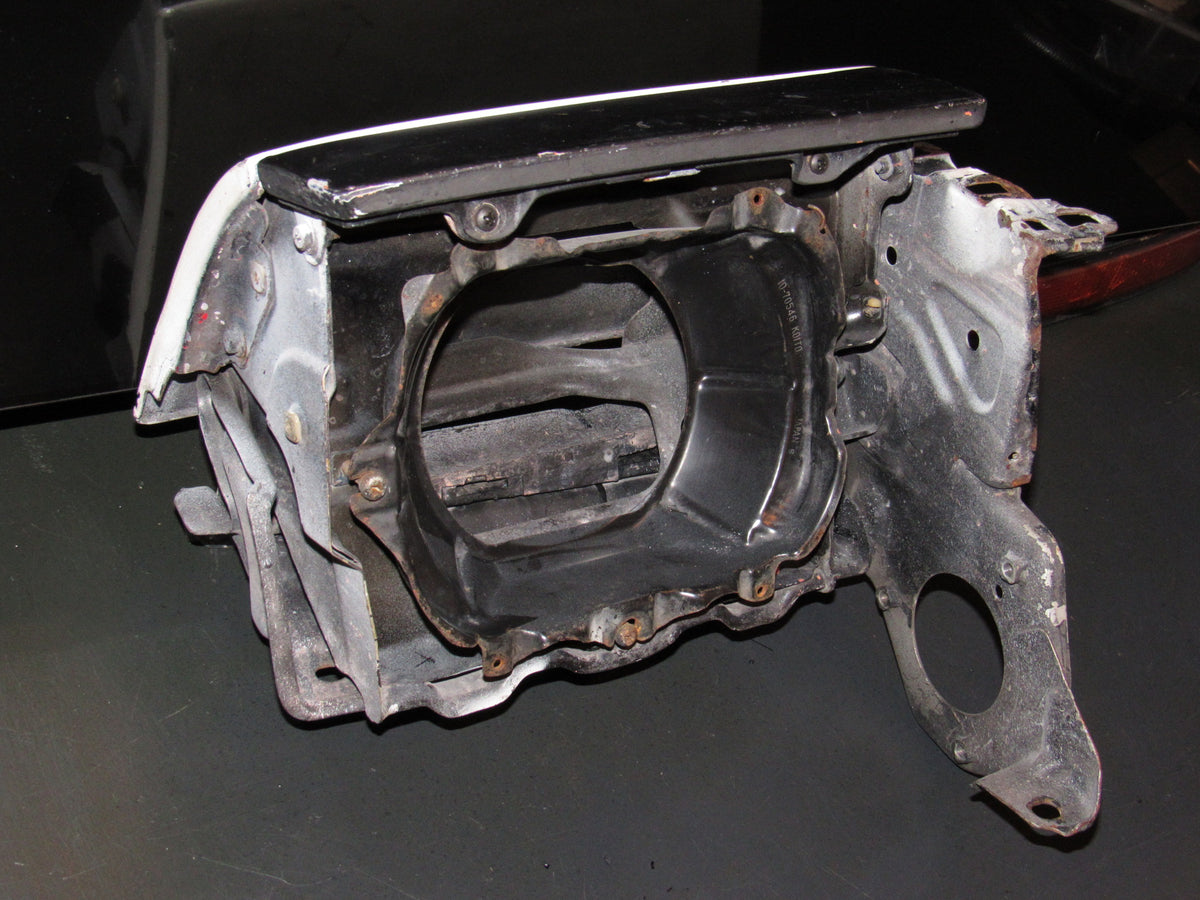 85 86 87 Toyota Corolla GTS AE86 OEM Headlight Housing - Right – Autopart3