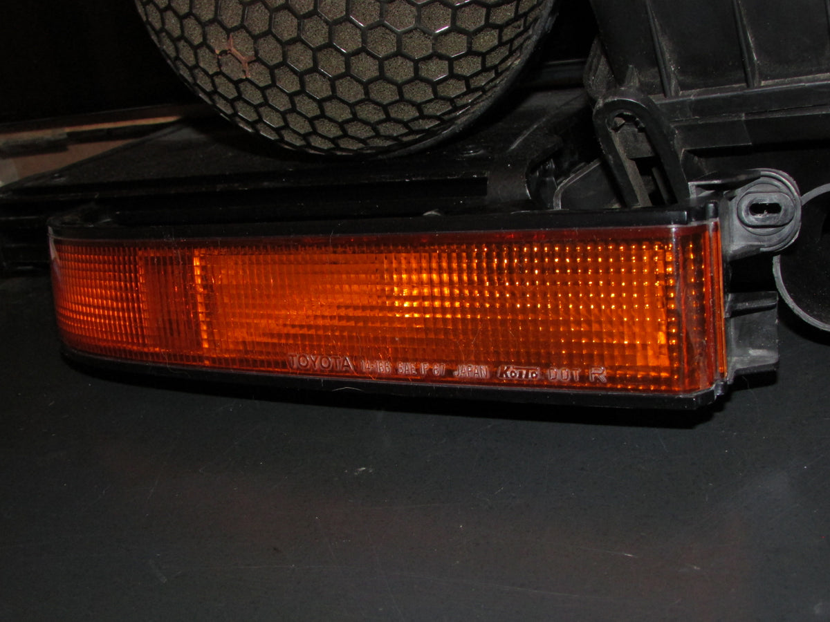 89 90 91 92 Toyota Supra OEM Front Turn Signal Light - Right – Autopart3